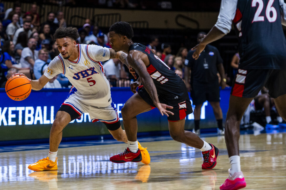 JHX Hoops relies on forwards in first-round TBT win over OffDaHook - KU Sports